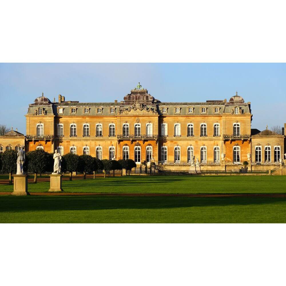 「豪華絢爛（ごうかけんらん）」とは？意味と例文が3秒でわかる！ | コトワカ/KOTOWAKA